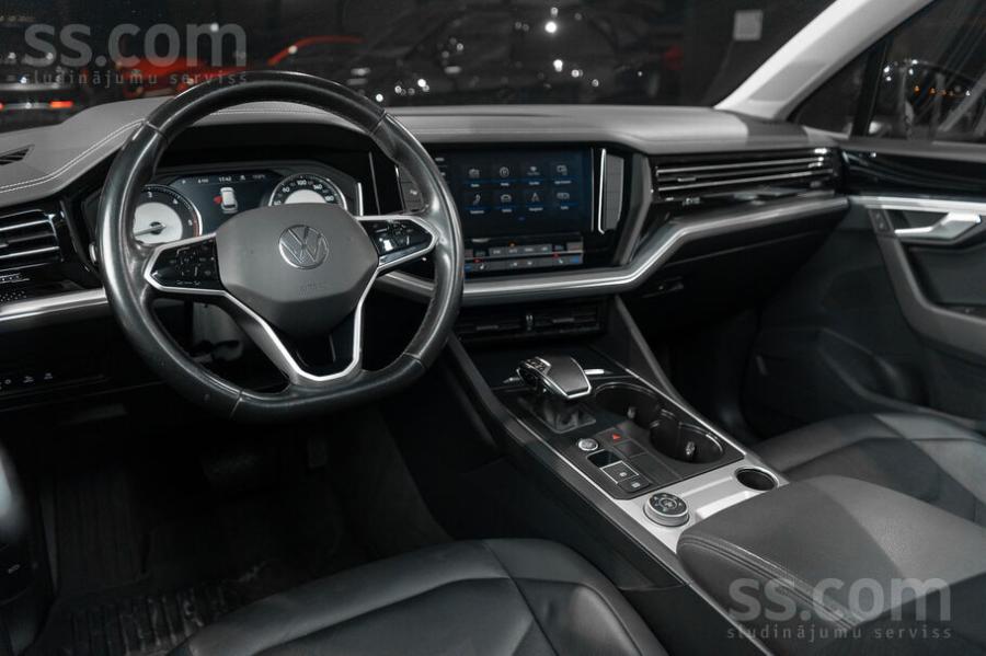 Melns Volkswagen Touareg 2020 Rīga, ar dzinēja tilpumu 3.00 L un nobraukumu 199 tūkst. km par 21900 €, foto 10 vietnē AUTOMOTO.COM.LV