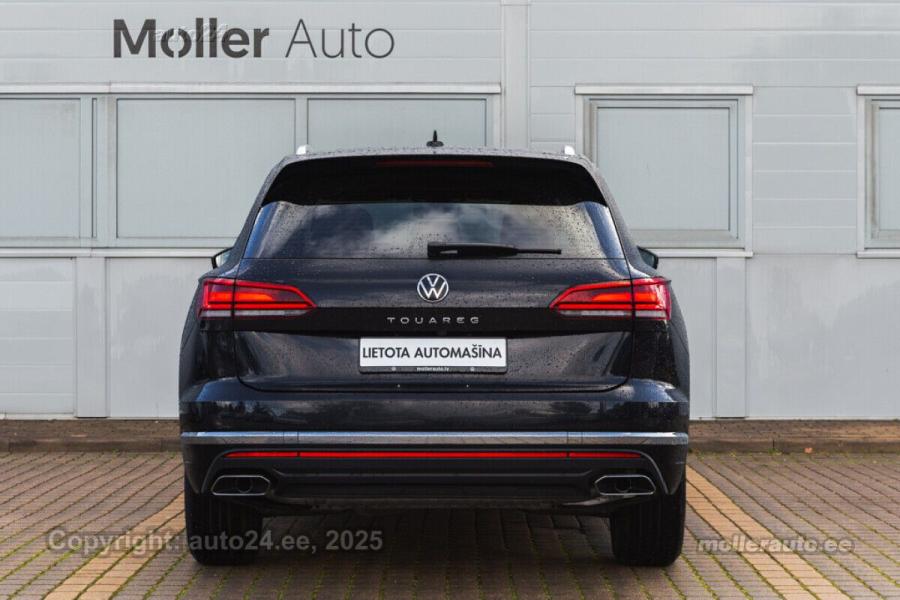Melns Volkswagen Touareg 2021 Ventspils, ar dzinēja tilpumu 3.00 L un nobraukumu 179 tūkst. km par 33254 €, foto 4 vietnē AUTOMOTO.COM.LV