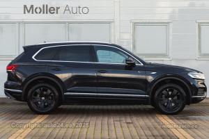 Melns Volkswagen Touareg 2021 Ventspils, ar dzinēja tilpumu 3.00 L un nobraukumu 179 tūkst. km par 33254 €, foto 6 vietnē AUTOMOTO.COM.LV