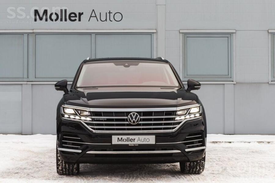 Melns Volkswagen Touareg 2021 Ventspils, ar dzinēja tilpumu 3.00 L un nobraukumu 126 tūkst. km par 44200 €, foto 8 vietnē AUTOMOTO.COM.LV