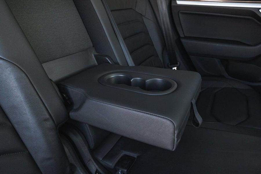 Melns Volkswagen Touareg 2021 Ventspils, ar dzinēja tilpumu 3.00 L un nobraukumu 77 tūkst. km par 41650 €, foto 31 vietnē AUTOMOTO.COM.LV