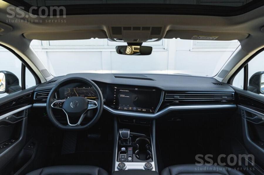 Melns Volkswagen Touareg 2021 Ventspils, ar dzinēja tilpumu 3.00 L un nobraukumu 77 tūkst. km par 36000 €, foto 20 vietnē AUTOMOTO.COM.LV
