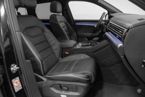 Melns Volkswagen Touareg 2022 Viļņa, ar dzinēja tilpumu 3.00 L un nobraukumu 129 tūkst. km par 45500 €, foto 8 vietnē AUTOMOTO.COM.LV