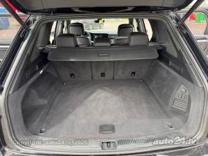 Melns Volkswagen Touareg 2022 Tallina, ar dzinēja tilpumu 3.00 L un nobraukumu 112 tūkst. km par 48900 €, foto 10 vietnē AUTOMOTO.COM.LV