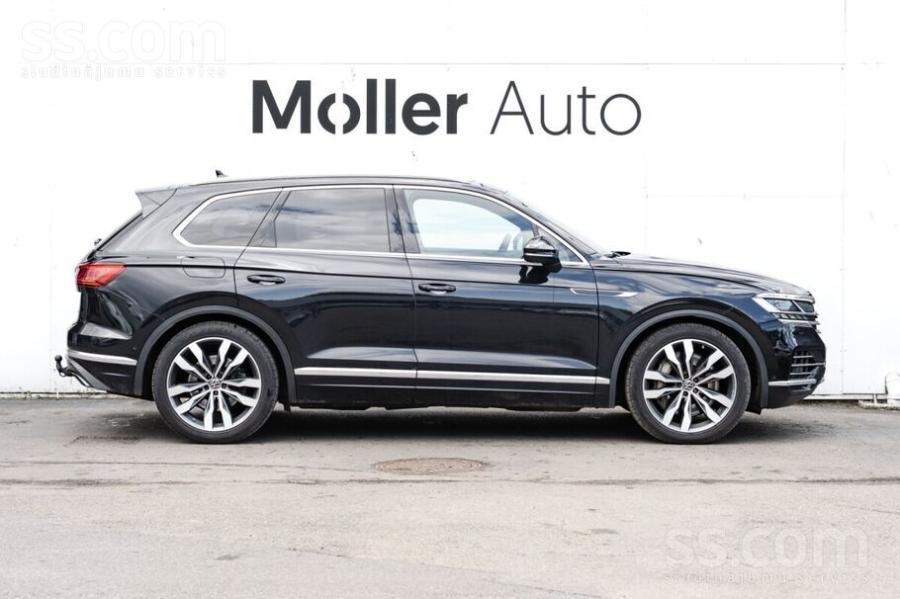 Melns Volkswagen Touareg 2022 Rīga, ar dzinēja tilpumu 3.00 L un nobraukumu 107 tūkst. km par 42450 €, foto 6 vietnē AUTOMOTO.COM.LV