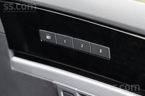 Melns Volkswagen Touareg 2022 Rīga, ar dzinēja tilpumu 3.00 L un nobraukumu 107 tūkst. km par 44050 €, foto 9 vietnē AUTOMOTO.COM.LV