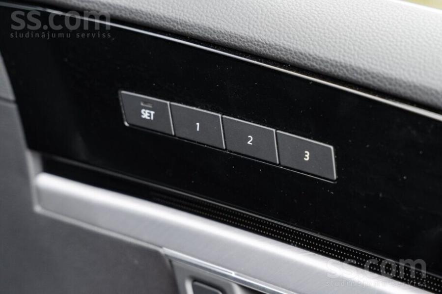 Melns Volkswagen Touareg 2022 Rīga, ar dzinēja tilpumu 3.00 L un nobraukumu 107 tūkst. km par 42450 €, foto 10 vietnē AUTOMOTO.COM.LV