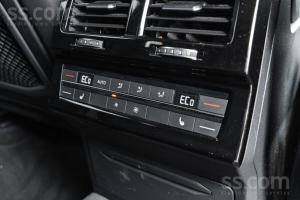Melns Volkswagen Touareg 2022 Rīga, ar dzinēja tilpumu 3.00 L un nobraukumu 107 tūkst. km par 42450 €, foto 12 vietnē AUTOMOTO.COM.LV