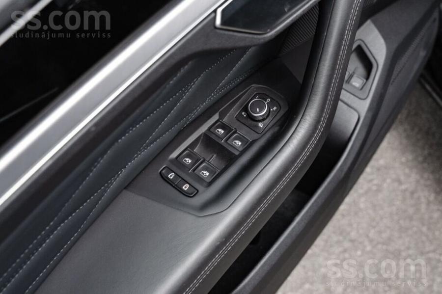 Melns Volkswagen Touareg 2022 Rīga, ar dzinēja tilpumu 3.00 L un nobraukumu 107 tūkst. km par 42450 €, foto 14 vietnē AUTOMOTO.COM.LV