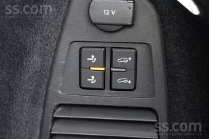 Melns Volkswagen Touareg 2022 Rīga, ar dzinēja tilpumu 3.00 L un nobraukumu 107 tūkst. km par 42450 €, foto 35 vietnē AUTOMOTO.COM.LV