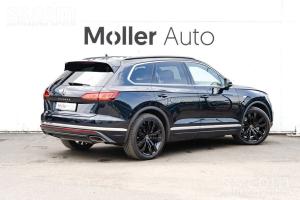 Melns Volkswagen Touareg 2022 Rīga, ar dzinēja tilpumu 3.00 L un nobraukumu 67 tūkst. km par 44150 €, foto 5 vietnē AUTOMOTO.COM.LV
