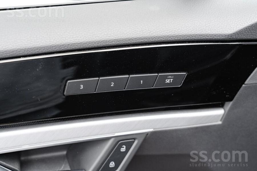 Melns Volkswagen Touareg 2022 Rīga, ar dzinēja tilpumu 3.00 L un nobraukumu 67 tūkst. km par 44150 €, foto 14 vietnē AUTOMOTO.COM.LV