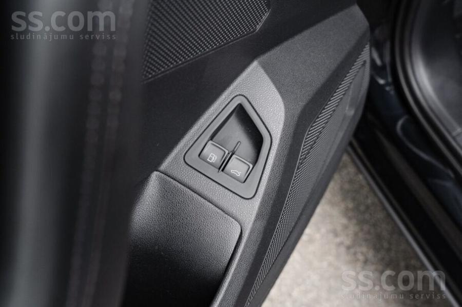 Melns Volkswagen Touareg 2022 Rīga, ar dzinēja tilpumu 3.00 L un nobraukumu 67 tūkst. km par 44150 €, foto 15 vietnē AUTOMOTO.COM.LV