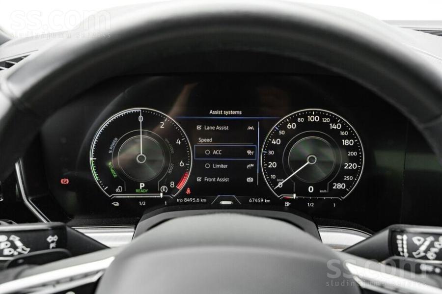 Melns Volkswagen Touareg 2022 Rīga, ar dzinēja tilpumu 3.00 L un nobraukumu 67 tūkst. km par 44150 €, foto 17 vietnē AUTOMOTO.COM.LV