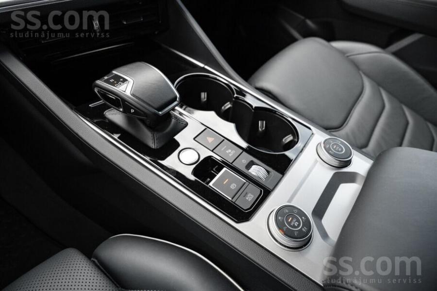 Melns Volkswagen Touareg 2022 Rīga, ar dzinēja tilpumu 3.00 L un nobraukumu 67 tūkst. km par 44150 €, foto 22 vietnē AUTOMOTO.COM.LV