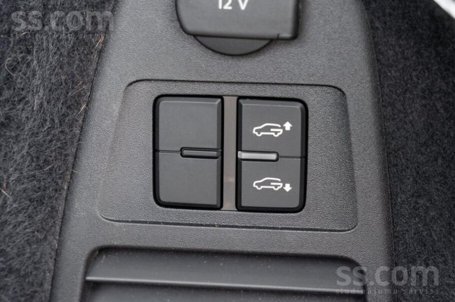 Melns Volkswagen Touareg 2022 Rīga, ar dzinēja tilpumu 3.00 L un nobraukumu 67 tūkst. km par 44150 €, foto 32 vietnē AUTOMOTO.COM.LV
