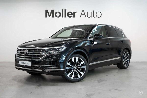Melns Volkswagen Touareg 2022 Viļņa, ar dzinēja tilpumu 3.00 L un nobraukumu 108 tūkst. km par 43900 €, foto 1 vietnē AUTOMOTO.COM.LV