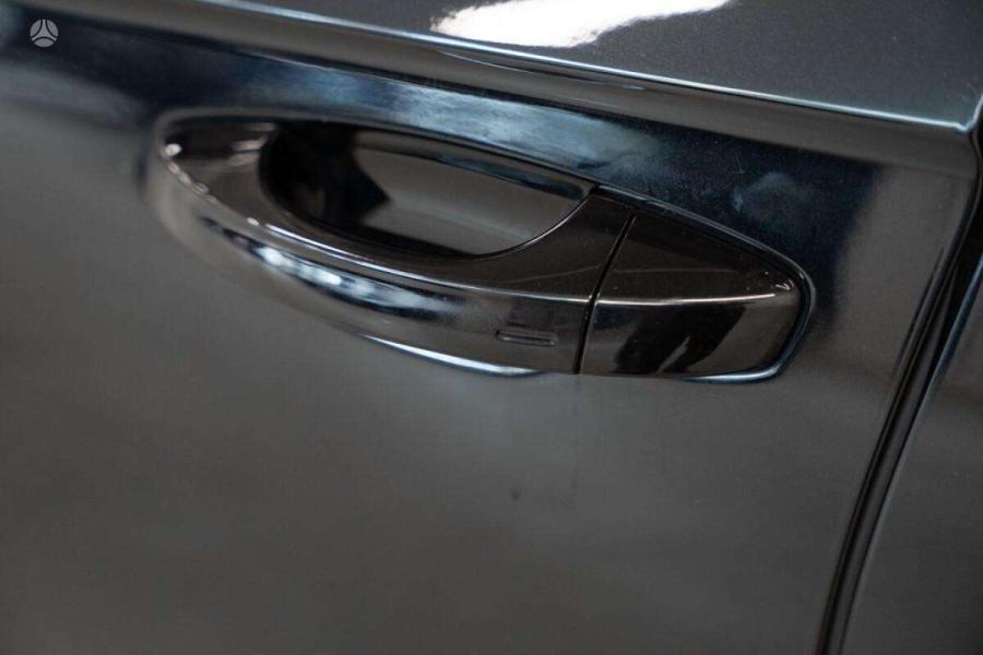 Melns Volkswagen Touareg 2022 Viļņa, ar dzinēja tilpumu 3.00 L un nobraukumu 108 tūkst. km par 43900 €, foto 31 vietnē AUTOMOTO.COM.LV