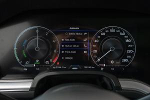 Black Volkswagen Touareg 2022 in Vilnius, with an engine capacity of 3.00 L and mileage of 108 thousand km for 43900 €, photo 18 on AUTOMOTO.COM.LV