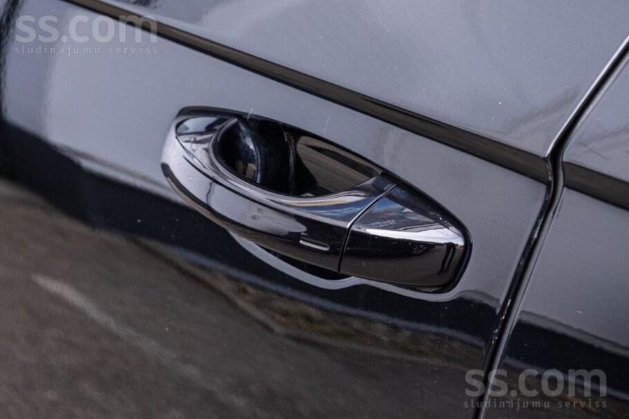 Melns Volkswagen Touareg 2022 Rīga, ar dzinēja tilpumu 3.00 L un nobraukumu 106 tūkst. km par 43950 €, foto 22 vietnē AUTOMOTO.COM.LV