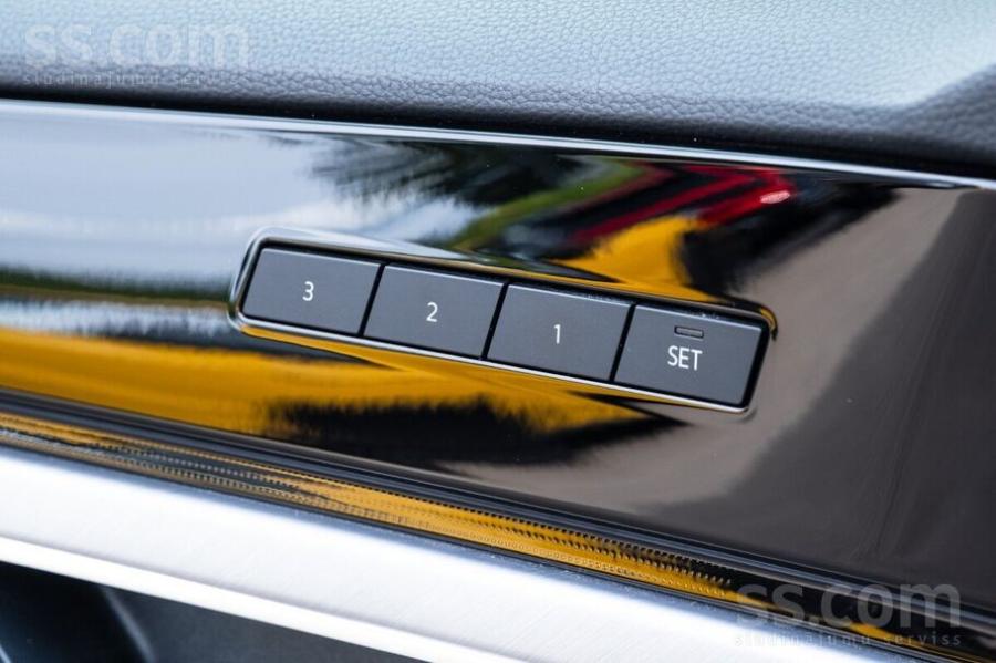 Melns Volkswagen Touareg 2022 Rīga, ar dzinēja tilpumu 3.00 L un nobraukumu 106 tūkst. km par 43950 €, foto 26 vietnē AUTOMOTO.COM.LV