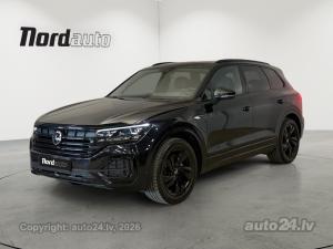 Black Volkswagen Touareg 2022 in Tallinn, with an engine capacity of 3.00 L and mileage of 118 thousand km for 47900 €, photo  on AUTOMOTO.COM.LV