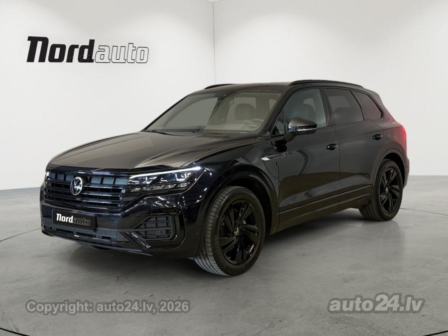 Black Volkswagen Touareg 2022 in Tallinn, with an engine capacity of 3.00 L and mileage of 118 thousand km for 47900 €, photo 1 on AUTOMOTO.COM.LV