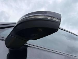 Black Volkswagen Touareg 2023 in Vilnius, with an engine capacity of 3.00 L and mileage of 182 thousand km for 38200 €, photo 14 on AUTOMOTO.COM.LV