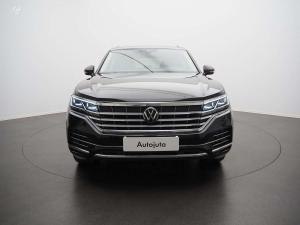 Melns Volkswagen Touareg 2023 Viļņa, ar dzinēja tilpumu 2.97 L un nobraukumu 137 tūkst. km par 39500 €, foto 3 vietnē AUTOMOTO.COM.LV