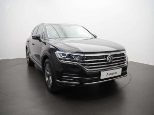 Melns Volkswagen Touareg 2023 Viļņa, ar dzinēja tilpumu 2.97 L un nobraukumu 137 tūkst. km par 39500 €, foto 4 vietnē AUTOMOTO.COM.LV