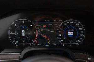 Black Volkswagen Touareg 2023 in Vilnius, with an engine capacity of 3.00 L and mileage of 118 thousand km for 46900 €, photo 12 on AUTOMOTO.COM.LV