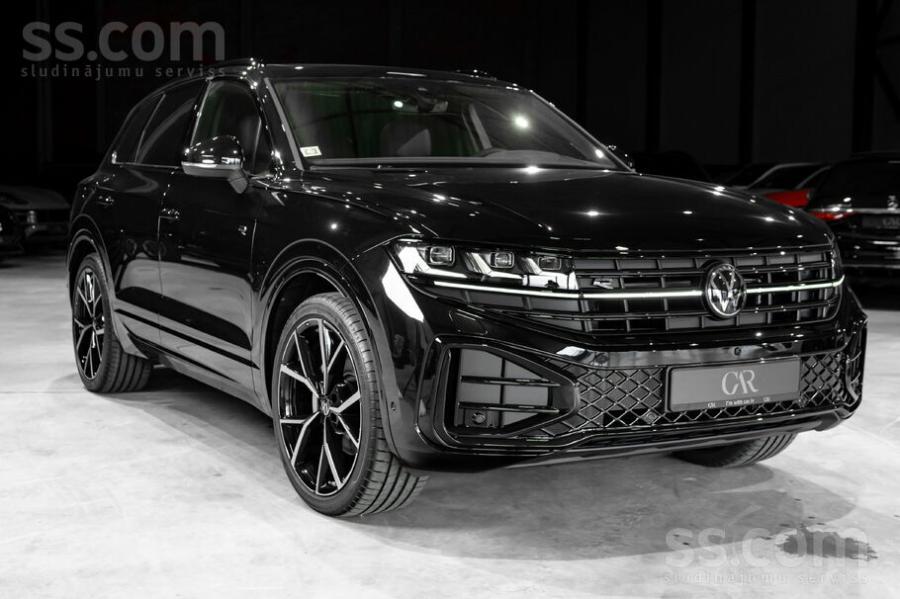 Melns Volkswagen Touareg 2024 Rīga, ar dzinēja tilpumu 3.00 L un nobraukumu 6 tūkst. km par 77440 €, foto 3 vietnē AUTOMOTO.COM.LV