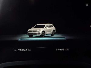 Melns Volkswagen Touareg 2024 Klaipėda, ar dzinēja tilpumu 2.97 L un nobraukumu 38 tūkst. km par 59900 €, foto  vietnē AUTOMOTO.COM.LV