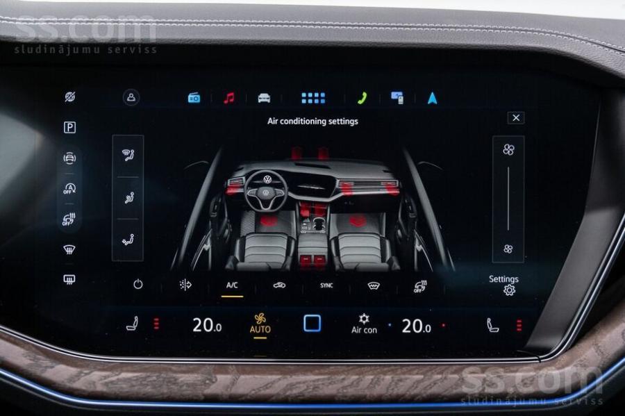 Black Volkswagen Touareg 2025 in Riga, with an engine capacity of 3.00 L and mileage of 15 thousand km for 63950 €, photo 15 on AUTOMOTO.COM.LV