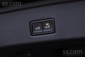 Black Volkswagen Touareg 2025 in Riga, with an engine capacity of 3.00 L and mileage of 15 thousand km for 63950 €, photo 26 on AUTOMOTO.COM.LV