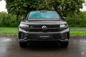 Melns Volkswagen Touareg 2025 Viļņa, ar dzinēja tilpumu 2.97 L un nobraukumu 24 tūkst. km par 68900 €, foto 7 vietnē AUTOMOTO.COM.LV