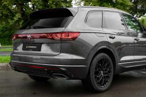 Melns Volkswagen Touareg 2025 Viļņa, ar dzinēja tilpumu 2.97 L un nobraukumu 24 tūkst. km par 68900 €, foto 12 vietnē AUTOMOTO.COM.LV