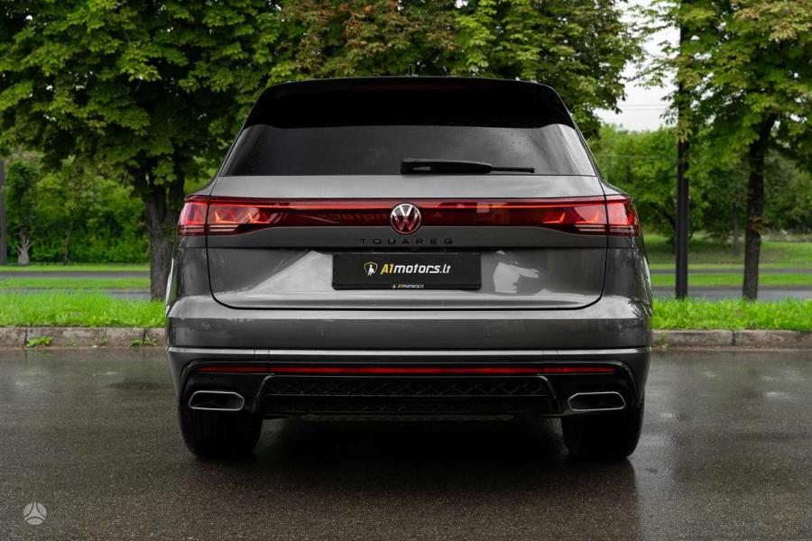 Melns Volkswagen Touareg 2025 Viļņa, ar dzinēja tilpumu 2.97 L un nobraukumu 24 tūkst. km par 68900 €, foto 13 vietnē AUTOMOTO.COM.LV