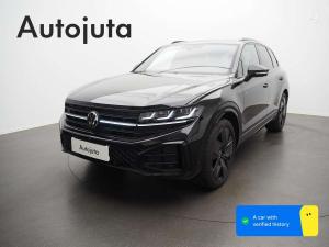 Black Volkswagen Touareg 2025 in Vilnius, with an engine capacity of 2.97 L and mileage of 17 thousand km for 72500 €, photo  on AUTOMOTO.COM.LV