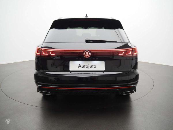 Melns Volkswagen Touareg 2025 Viļņa, ar dzinēja tilpumu 2.97 L un nobraukumu 17 tūkst. km par 72500 €, foto 6 vietnē AUTOMOTO.COM.LV