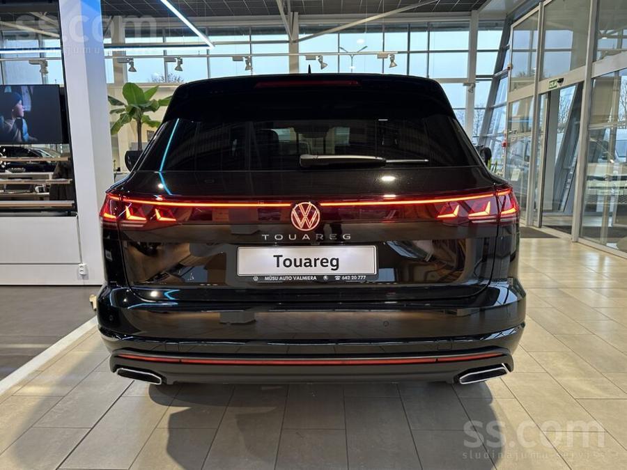 Melns Volkswagen Touareg 2026 Valmiera, ar dzinēja tilpumu 3.00 L un nobraukumu 4 tūkst. km par 61900 €, foto 8 vietnē AUTOMOTO.COM.LV