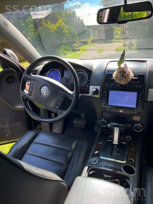 Melns Volkswagen Touareg 2026 Dobele, ar dzinēja tilpumu 3.00 L un nobraukumu 390 tūkst. km par 2950 €, foto 7 vietnē AUTOMOTO.COM.LV