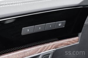 Black Volkswagen Touareg 2025 in Riga, with an engine capacity of 3.00 L and mileage of 14 thousand km for 58900 €, photo 12 on AUTOMOTO.COM.LV