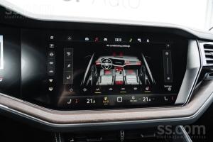 Black Volkswagen Touareg 2025 in Riga, with an engine capacity of 3.00 L and mileage of 14 thousand km for 58900 €, photo 24 on AUTOMOTO.COM.LV