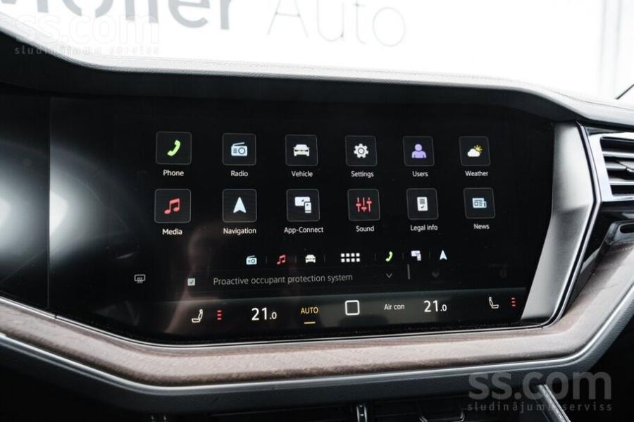 Black Volkswagen Touareg 2025 in Riga, with an engine capacity of 3.00 L and mileage of 14 thousand km for 58900 €, photo 27 on AUTOMOTO.COM.LV