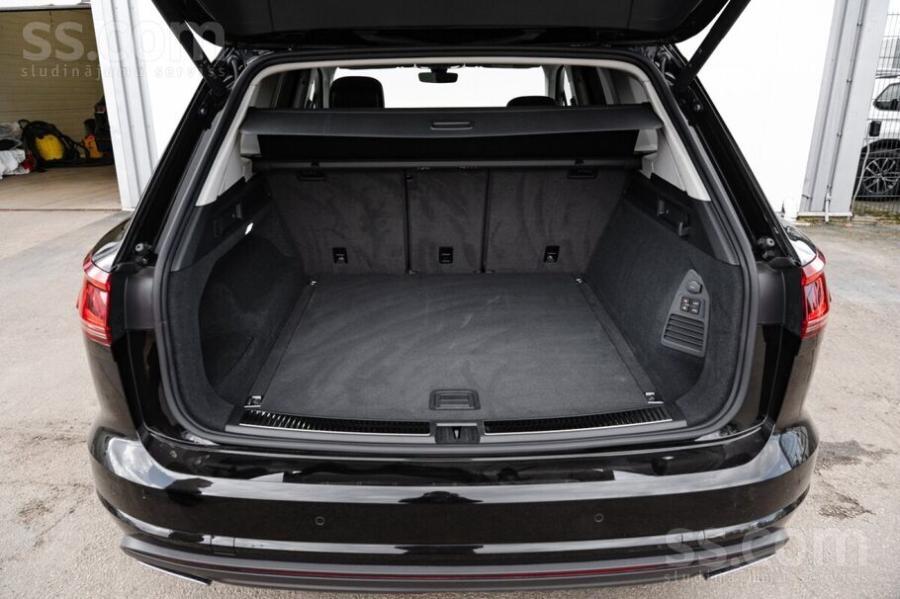 Black Volkswagen Touareg 2025 in Riga, with an engine capacity of 3.00 L and mileage of 14 thousand km for 58900 €, photo 31 on AUTOMOTO.COM.LV