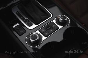 Melns Volkswagen Touareg 2016 Jelgava, ar dzinēja tilpumu 3.00 L un nobraukumu 210 tūkst. km par 19900 €, foto 21 vietnē AUTOMOTO.COM.LV