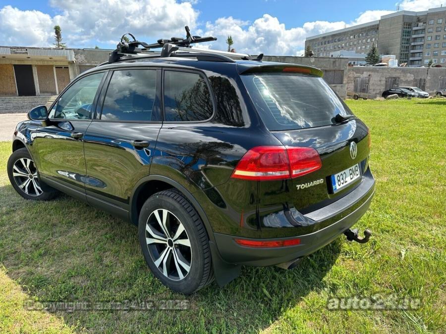 Melns Volkswagen Touareg 2014 Viljandi, ar dzinēja tilpumu 3.00 L un nobraukumu 498 tūkst. km par 10000 €, foto 5 vietnē AUTOMOTO.COM.LV
