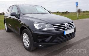 Melns Volkswagen Touareg 2015 Rīga, ar dzinēja tilpumu 3.00 L un nobraukumu 244 tūkst. km par 13900 €, foto  vietnē AUTOMOTO.COM.LV