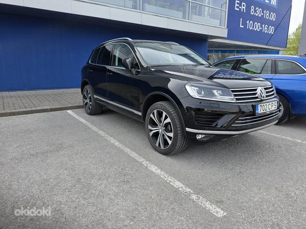 Black Volkswagen Touareg 2015 in Tallinn, with an engine capacity of 3.00 L and mileage of 128 thousand km for 19500 €, photo 7 on AUTOMOTO.COM.LV